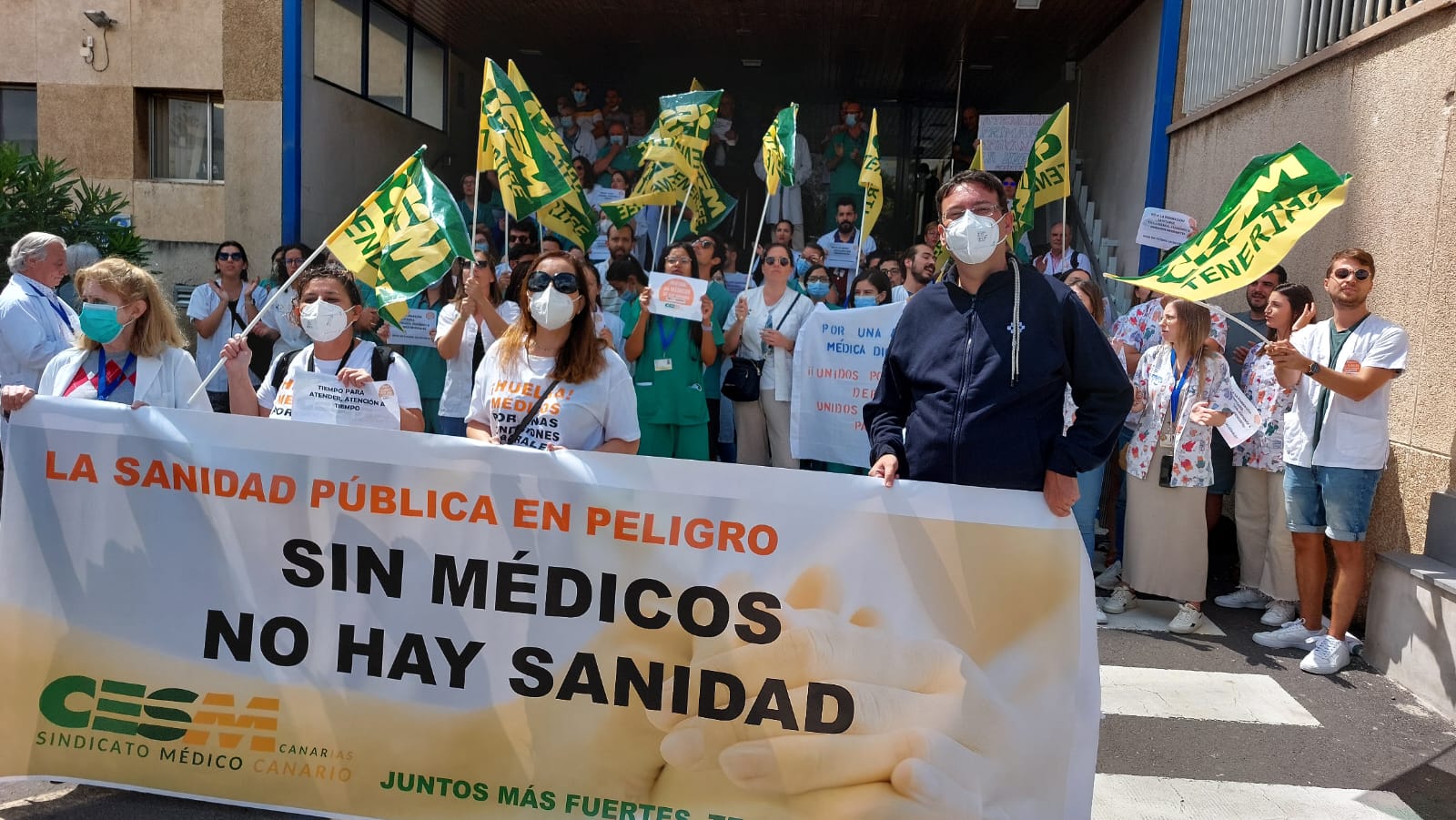 CESM Canarias señala que la realidad retributiva del sector médico la ...