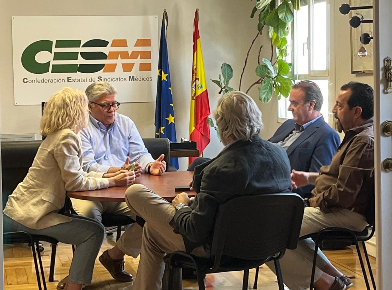 CESM aprueba la adhesión de SIMEIM y recupera la representación sindical profesional en Madrid ...